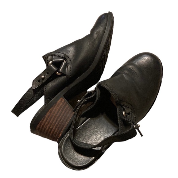 Teva | Shoes | Teva Foxy Womens Black Leather Heeled Slingback Clogs ...